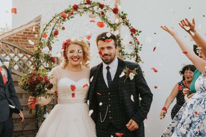 Dashing Grooms: Finding the Perfect Wedding Suits for Men | TruClothing