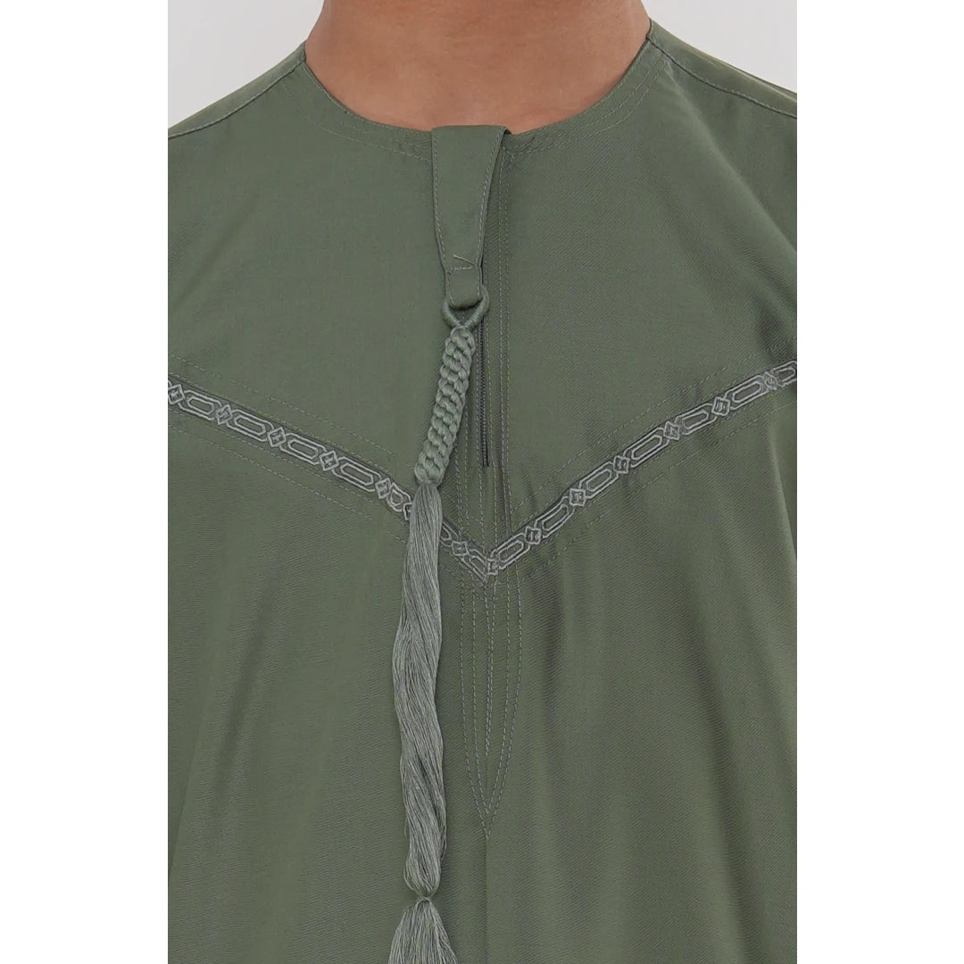 TT-008 - Boy's Emirati Omani Tassel Thobe – TruClothing